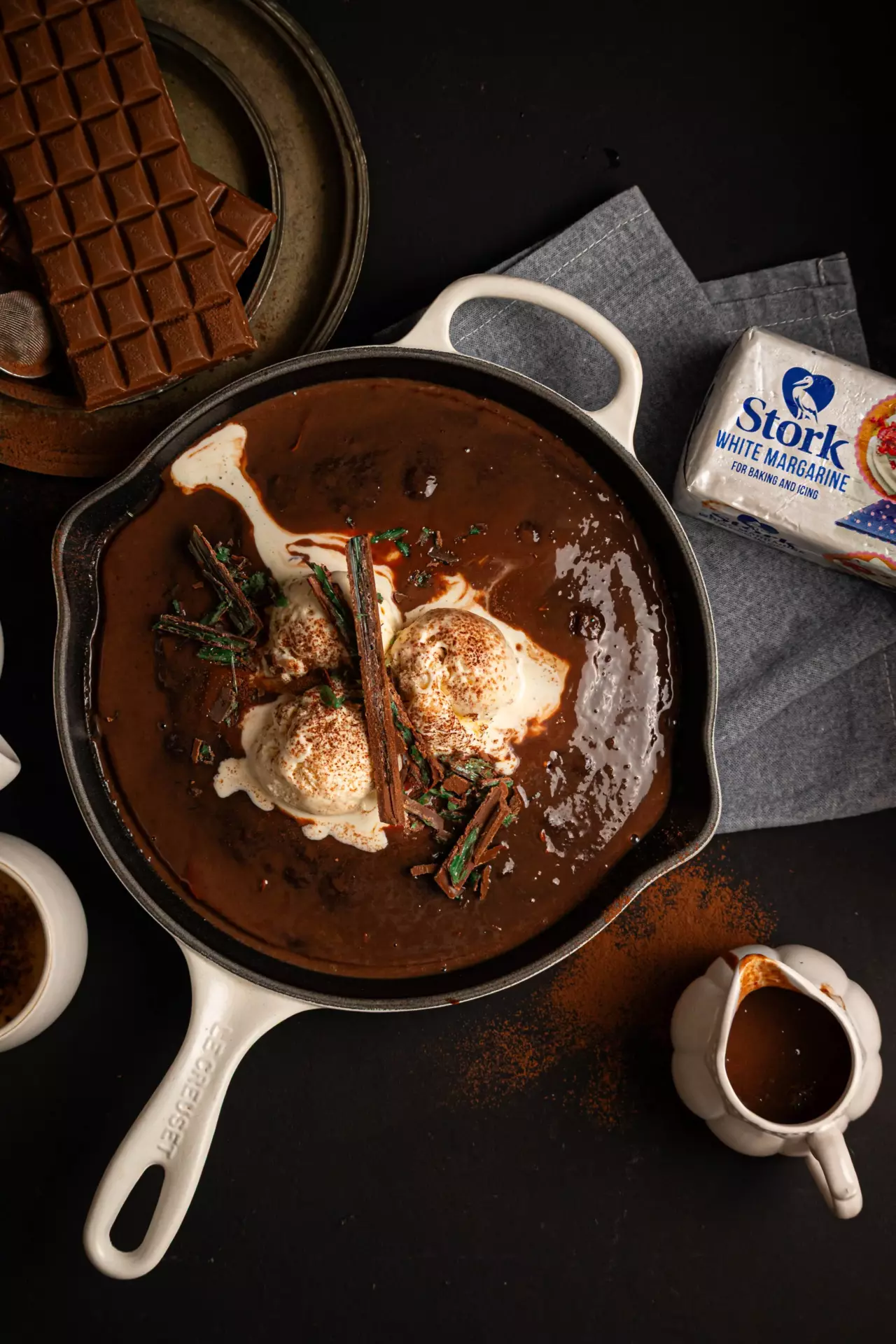 White Peppermint Crisp Chocolate Fondant Skillet Cake - Stork